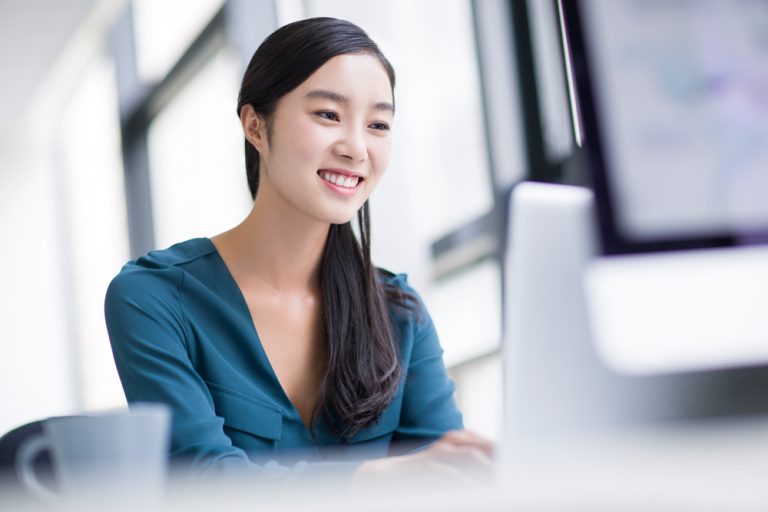 AutoCount vs. Traditional Bookkeeping for Accuracy